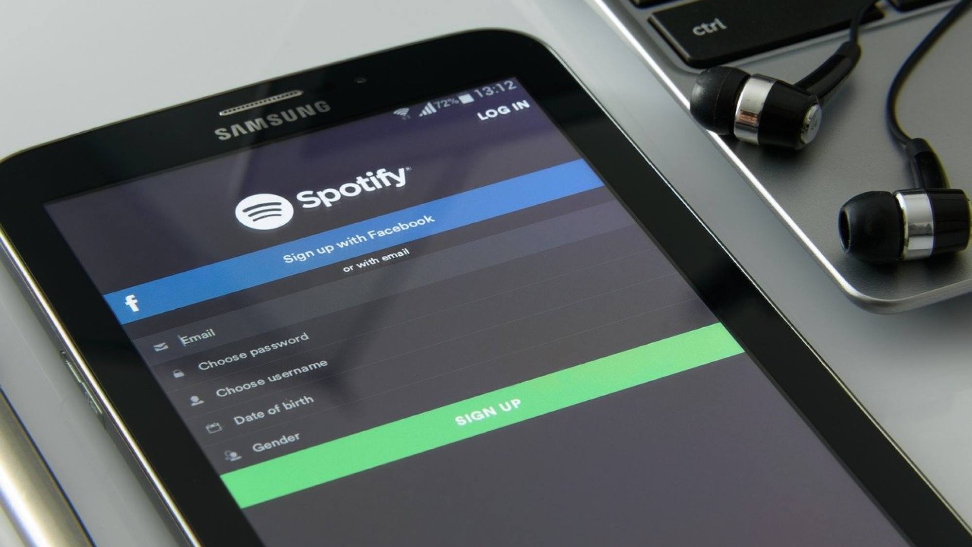 Spotify compra Betty Labs para competir con contenidos de audios en vivo
